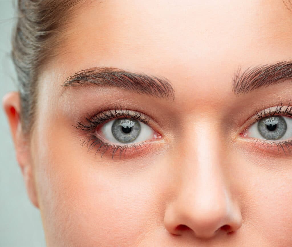 Cernes : causes et traitements | Clinique Skin Marceau | Paris