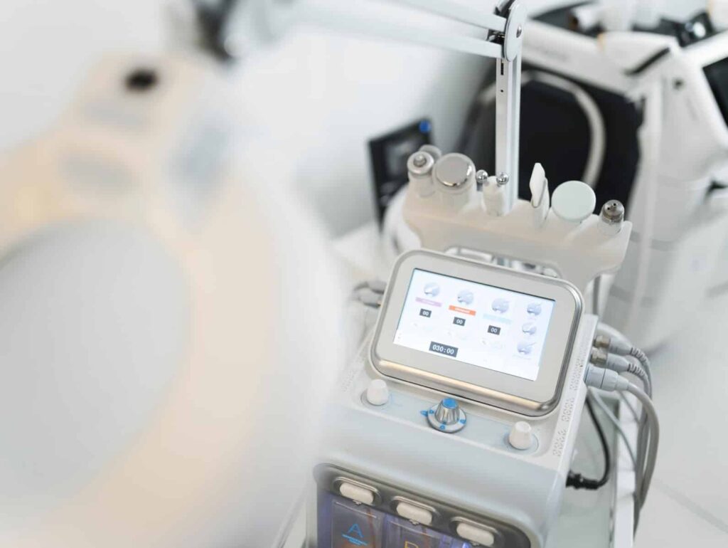 Technical Equipment | Aesthetic Dermatology | Skin Marceau | Paris