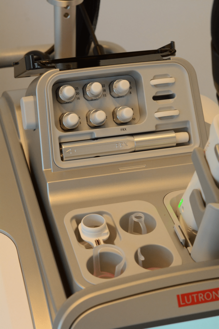 Clarity® II de Lutronic - Épilation et soins cutanés avancés